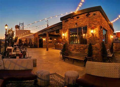 Commonwealth Rooftop Bar In Las Vegas The Rooftop Guide