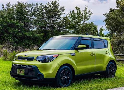 Kia Soul Alien Green Wall123