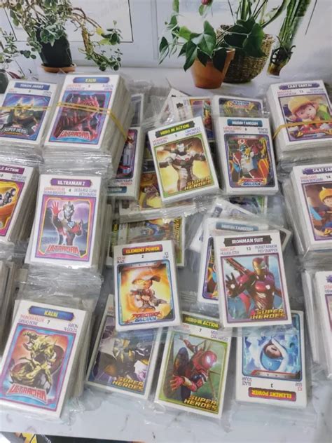 12 PAK MAINAN KARTU KWARTET 1PAK ISI 32 LEMBAR TRADING CARD GAME PERMAINAN KARTU VIRAL