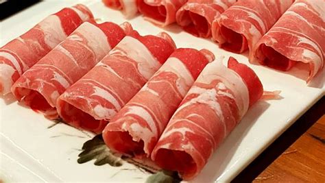 台糖稱瘦肉精源自屠宰商交叉污染 業者信功反駁：是養豬場飼養過程造成 太報 Line Today