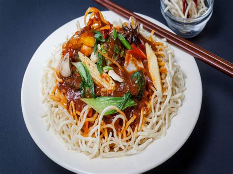 Chop Suey Chino
