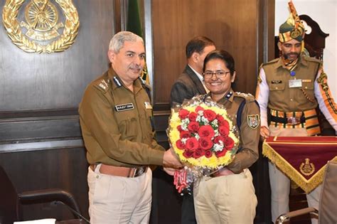 साउथ पोल फतह करनेवाली पहली भारतीय महिला Ips बनीं अपर्णा कुमार Aparna