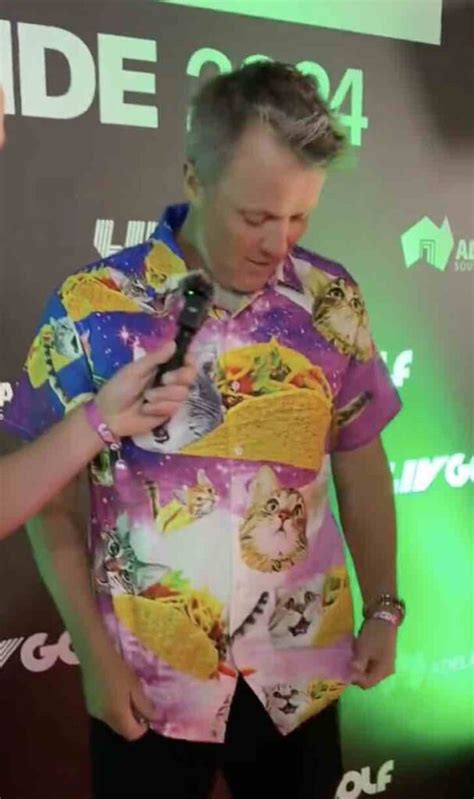 Watch Matt Jones Loses Ripper Challenge Forced To Wear Absolutely