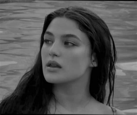 სულ უფრო ემსგავსება დედას ნინი შერმადინი სოციალურ ქსელში ქალიშვილის ფოტოს აქვეყნებს Marao