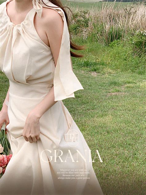 Best 그라니아 라운드 셔링 리본 스트랩 나시 롱 원피스브라이덜샤워셀프웨딩 에이블리