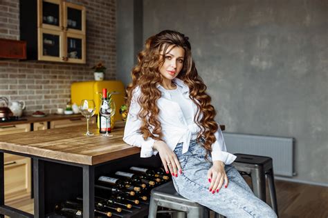 Обои девушка на рабочий стол