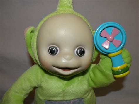 Teletubbies Tinky Winky Dancing Singing Light Up 15 Walking Green