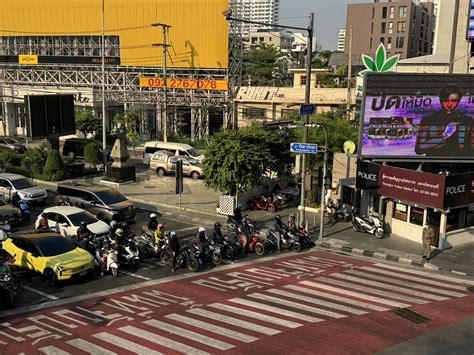 สถานีตำรวจนครบาลทองหล่อ Added A สถานีตำรวจนครบาลทองหล่อ