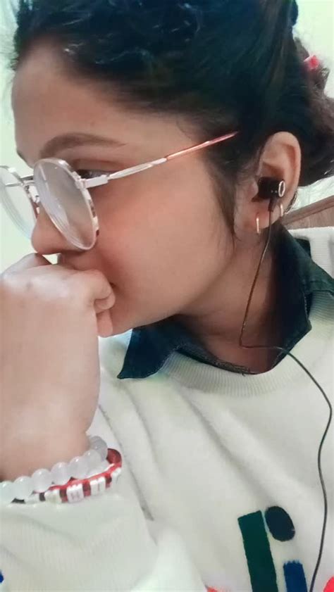 Instagram Video By Kajal Shukla • Feb 12 2025 At 1015 Pm