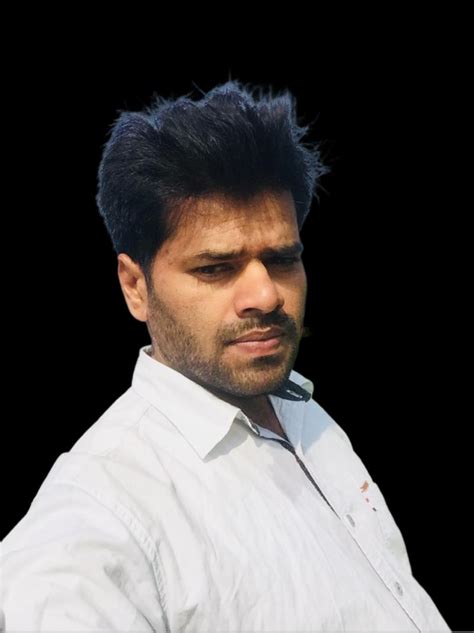 Hi Im R Ganesh A Data Engineer Ganesh R