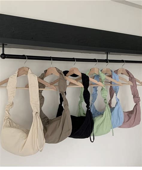 얼모스트블라썸 셔링 스트링 슬링 호보 숄더백 크로스백 나일론 가방 블랙 그린 블루 핑크 베이지 아이보리