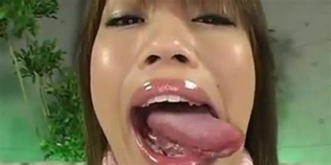 Yui Uehara Snake Tongue