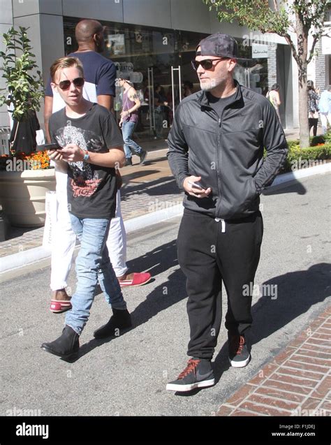 Fred Durst Takes His Son Dallas Durst Shopping At The Grove Featuring Fred Durst Dallas Durst
