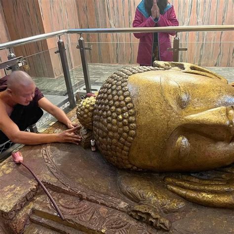 တောင်ပုလ ရန်အောင်မြင်ကပ်ကျော်သစ္စာရှင် ဆုတောင်းပြည့်စေတီတော် Added A New တောင်ပုလ ရန်အောင်မ