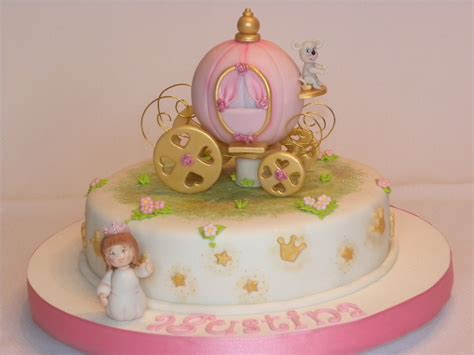 Dulce Denise Carroza Para La Princesa