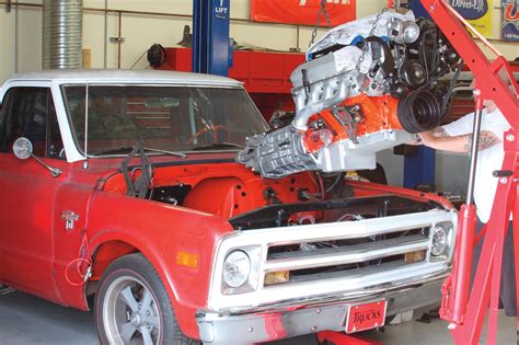 Taking A Look At What Makes An LS Engine Tick