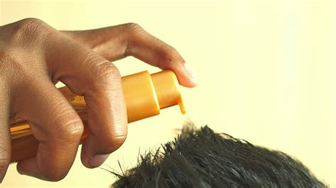 Men Applying Oil On Hair 34860327 Stock Video At Vecteezy