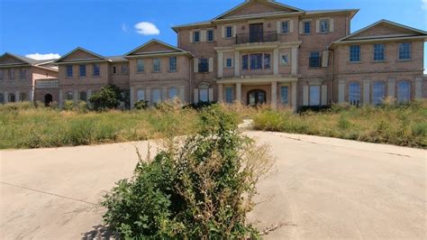 Abandoned Mansion Unseen Footage Separate Guest House 44 Acre