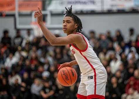 East Kentwoods Jah Hatchett Makes Case For D I Offers In Win Over Top Ranked Warren Lincoln