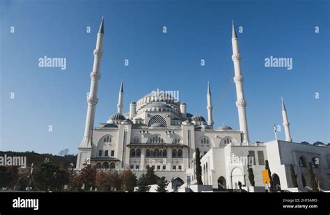 Haupteingang Der Camlica Moschee Camlica Moschee Haupteingang Größte