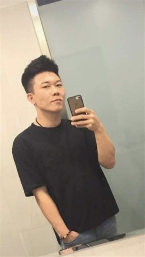 此人！欠錢不還 裝死裝媽媽生病要開刀 請廣大的朋友 看看週遭有沒有認識 知道他的下落麻煩私訊 哦！聽說也是在水果攤販 有錢的都騙朋友錢 欠錢不還員林