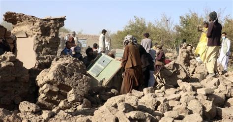 [사진] 아프가니스탄 규모 6 3 강진 … 최소 2000명 숨져