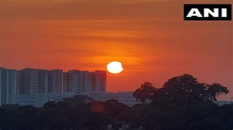 Surya Grahan Photos Solar Eclipse Photos In India Live Surya Grahan