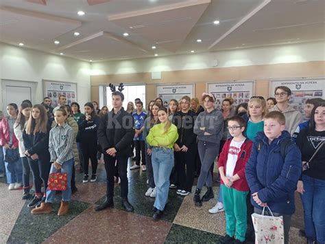 Коледни изненади за учениците от ППМГ Враца СНИМКИ Konkurent Bg