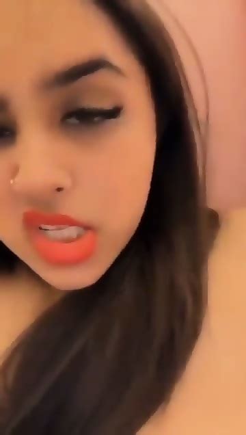 Pakistan Tiktoker Manahil Malik New Viral Video Eporner