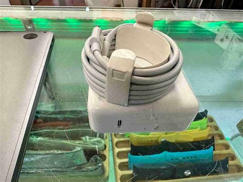 Apple Macbook Pro Intel Core I Ghz Gb Gb Ssd Great For School Macblowouts