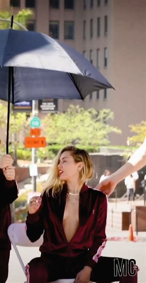 Miley Cyrus Braless 10 Photos  Thefappening