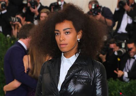 Solange Knowless Makeup At The 2017 Met Gala Ps Beauty