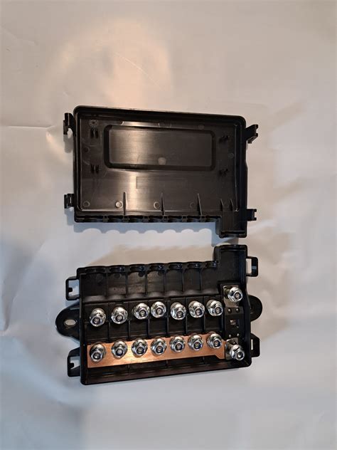 7 Way Midi Fuse Box Somerville Metalworks