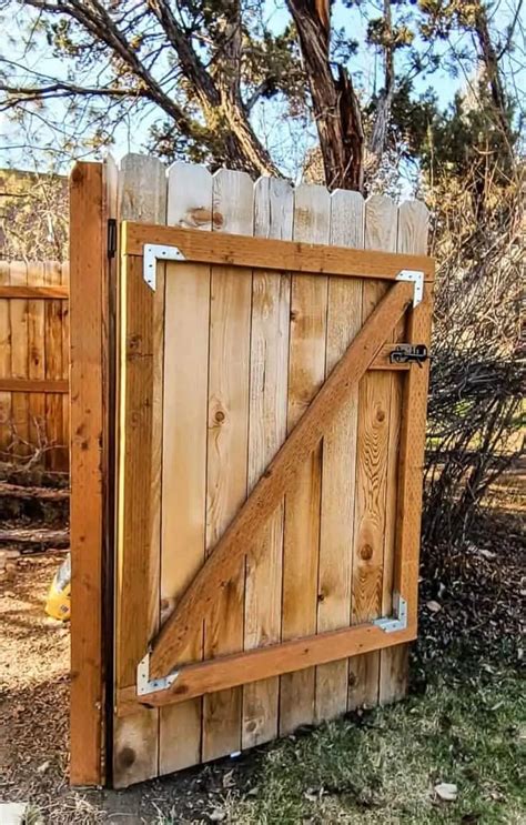 Wood Fence Gate Plans Modern Farmhouse Wooden Driveway Gates
