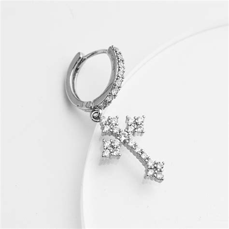 큐빅 십자가 포인트 원터치 링 귀걸이 E 0386 에이블리