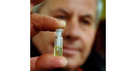 Учени и производители обсъдиха в Казанлък защитата на българското розово масло Български Фермер