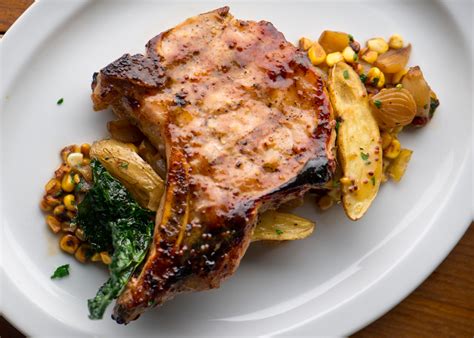 How To Cook Smoked Pork Chops With Honey Mustard Glaze