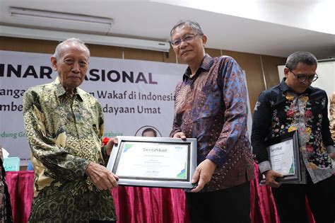 Penjaga Komitmen Prof Mahmud Zaki Telah Pulang Ydsf Laznas Yayasan Dana Sosial Al Falah
