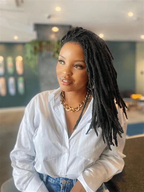 Meet Nomakhosi Ndebele Canvasrebel Magazine