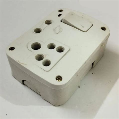6amp Polycarbonate Combined Switch 220v At Rs 26 Piece In New Delhi Id 2851285704830