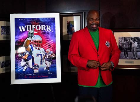 Big Love Shown To Vince Wilfork Upon His Induction Into Patriots Hall
