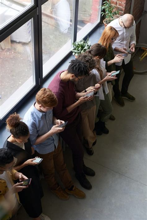 7 Ways To Stop Seeking Validation On Social Media Kamini Wood