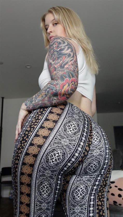 Do You Like Girls With Tattoos R Girlsinflarepants