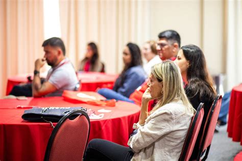 Conexão Geekie 2024 Revolucionando O Presente E Moldando O Futuro Da Educação Geekie