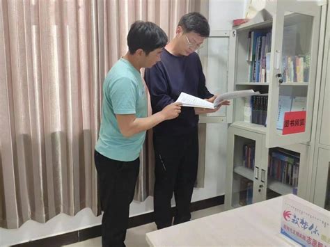 清朗群众阅读空间 巩固基层文化阵地建设图书草原书屋