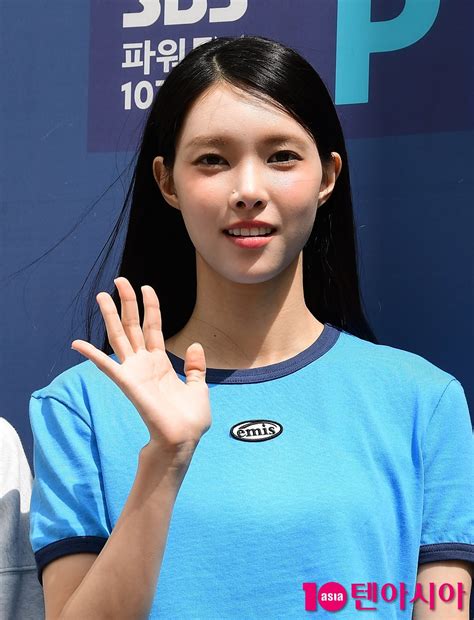 Ten포토아일릿 윤아 컬투쇼에서 만나요 텐아시아