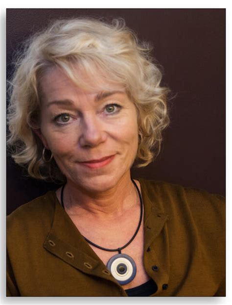 Trude Lind Oftedal Krane Galleri And Rammeverksted As