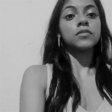 Valentina Arrieta Valen Tinita258 • Threads Say More