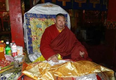 假活佛用真神油666啊 诸事要记 日拱一卒