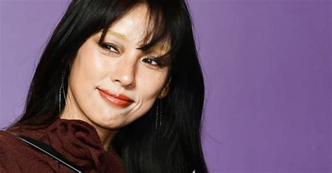 포토 이효리 살짝 미소